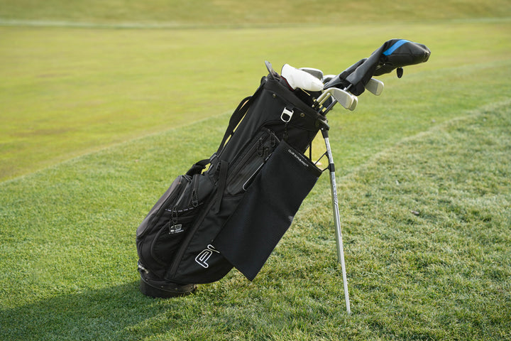 Club Scrub : The ultimate golf accessory to clean your clubs and balls